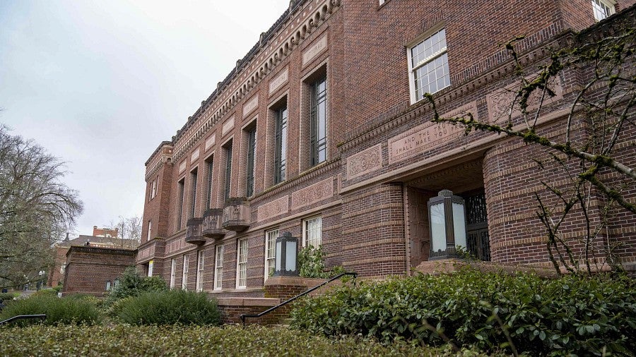 Three CAS faculty members win NEH awards | College of Arts and Sciences